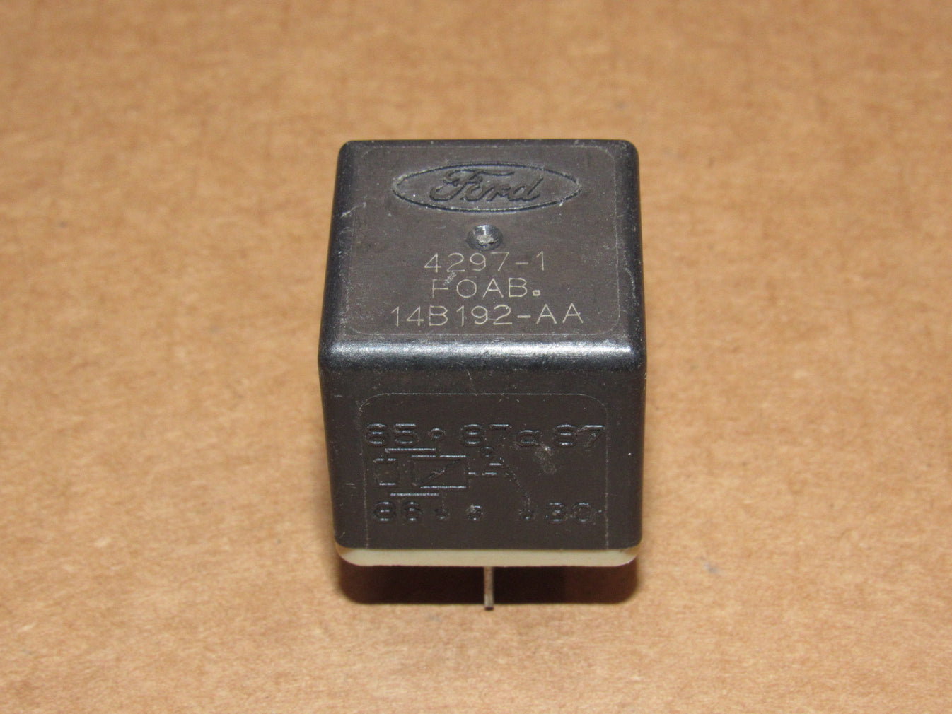 Ford OEM Relay FOAB 14B192-AA – iStoreRoom
